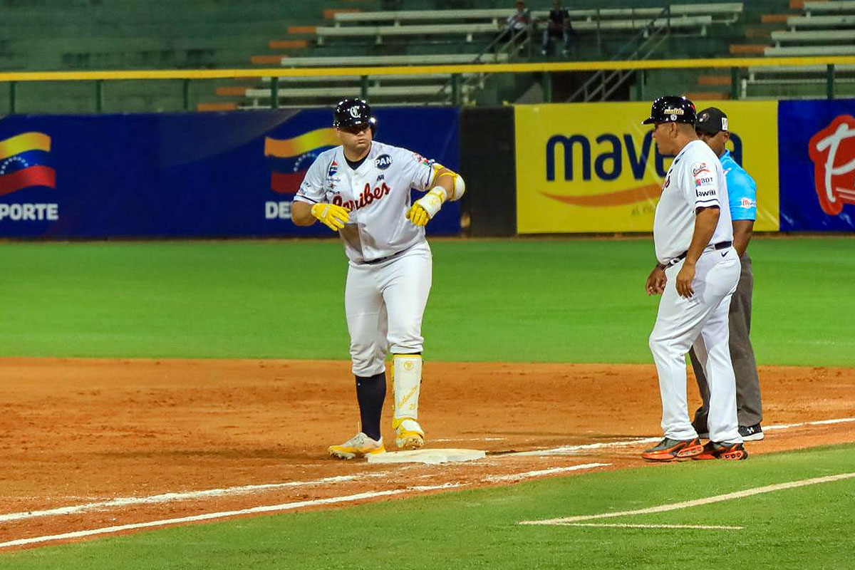 ¡Tribu imparable! Caribes asalta la cima del Round Robin tras victoria ...